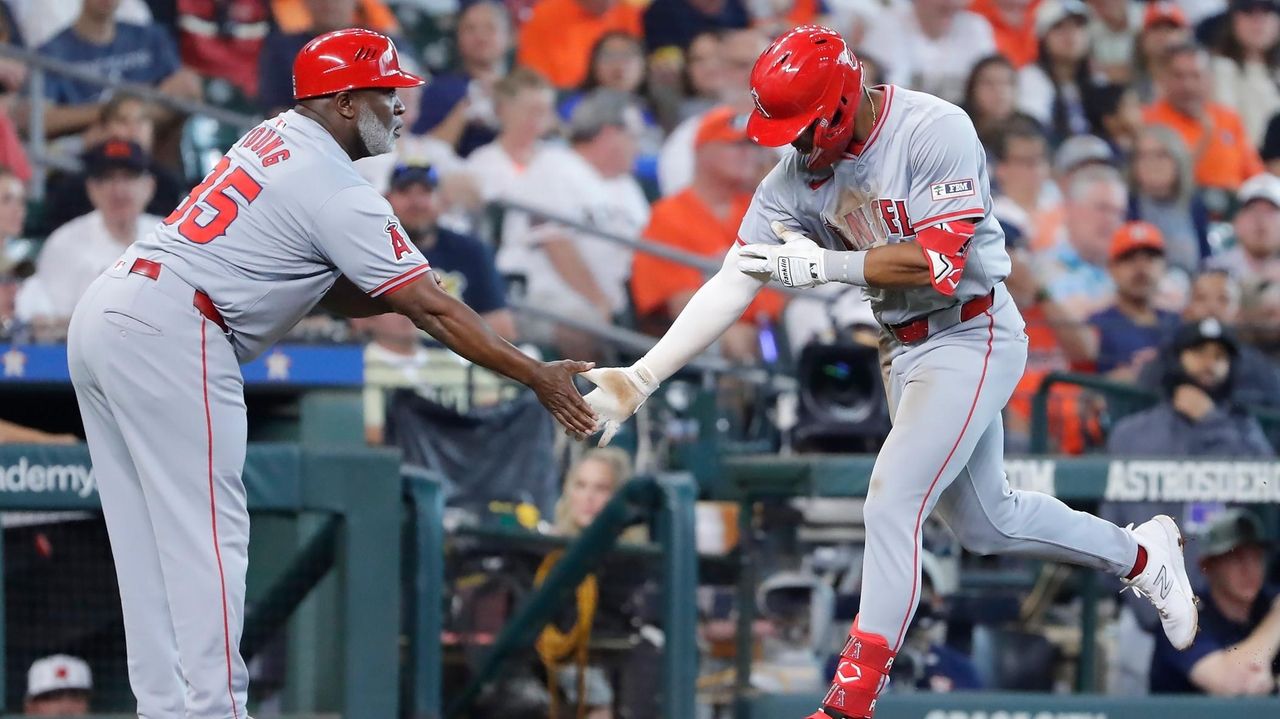 Paris gets his first MLB homer on a 2-run shot to lead the Angels to a ...