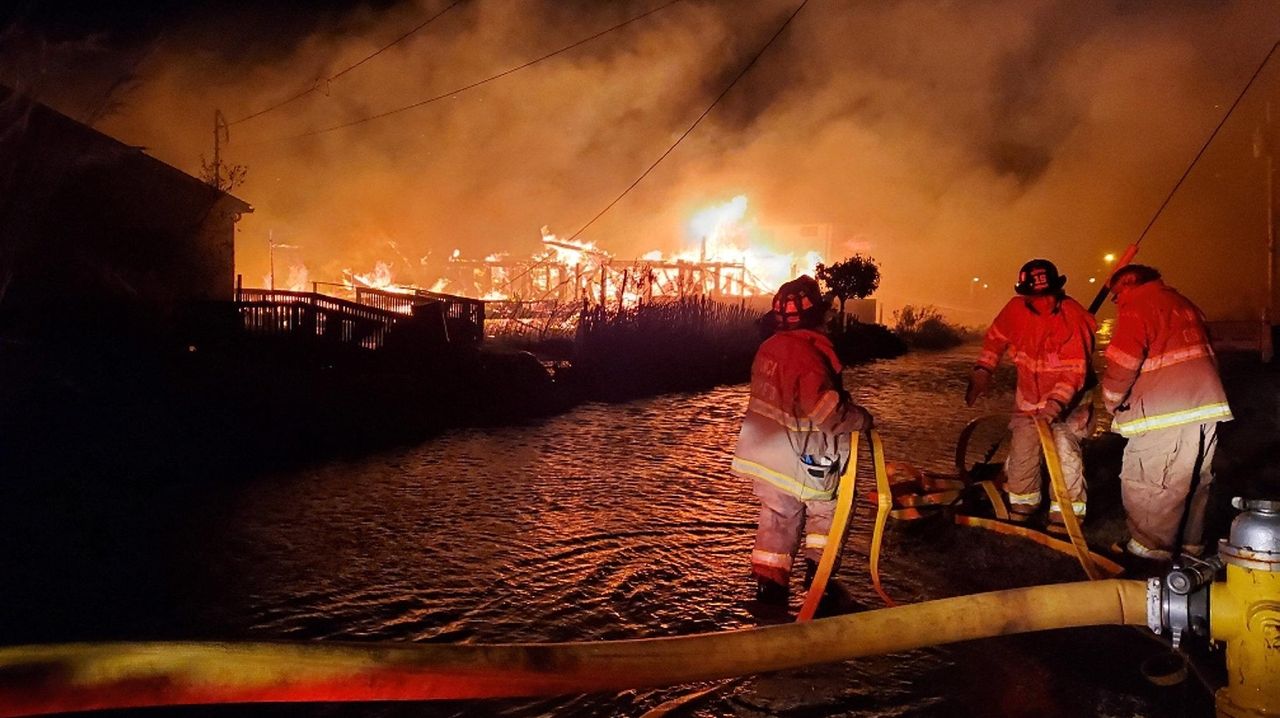 Fire destroys three Ocean Bay Park homes on Fire Island, officials say ...