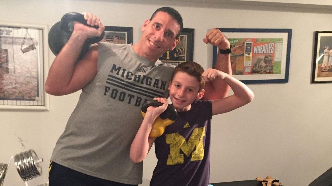 Bodybuilding with my dad: Never too early to start - Newsday