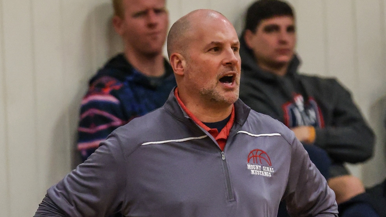 Boys basketball spotlight: Mt. Sinai's Ryan McNeely is a chip off the ...