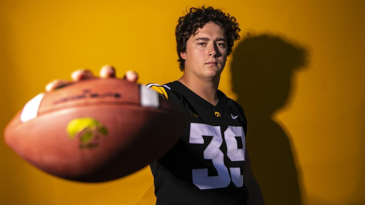 Scouting the teams in the preseason AP Top 25, from Georgia to Texas to ...