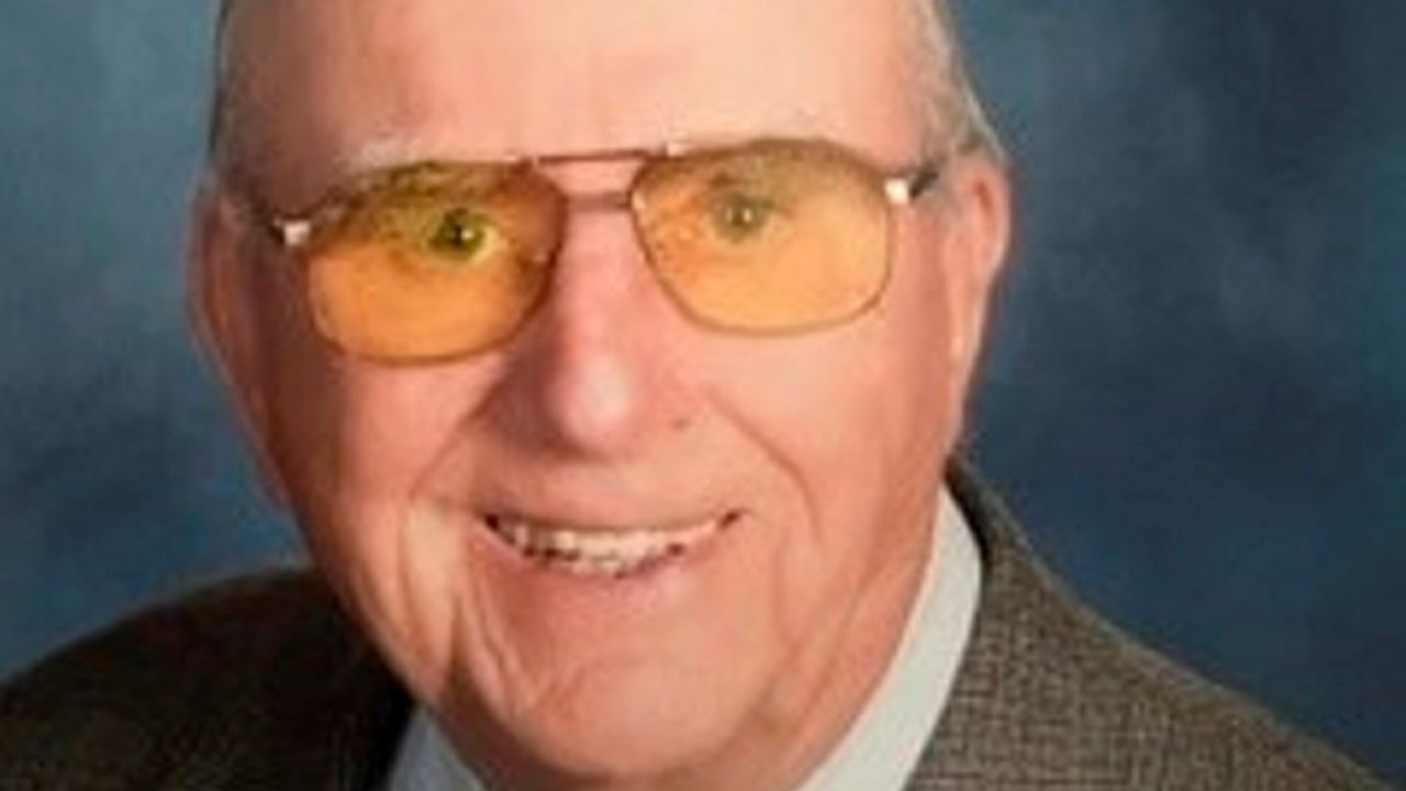 Victor Nelson, founder of Sector Microwave Industries, dies at 98 - Newsday