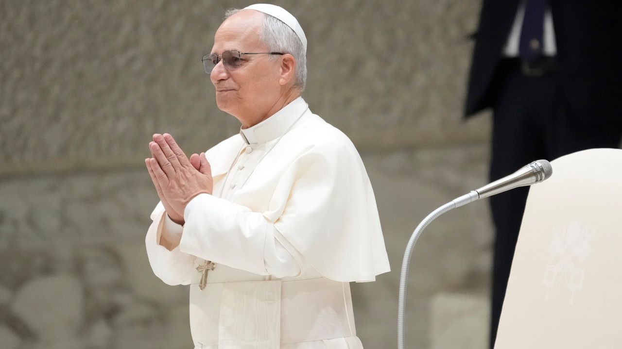 Pope calls for fasting and prayer for peace in Middle East and Ukraine ...