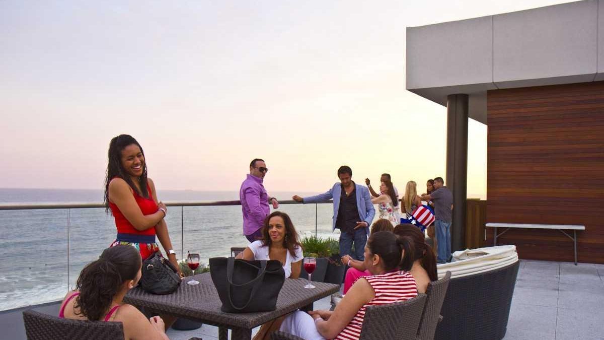 Sky-high places to socialize - Newsday