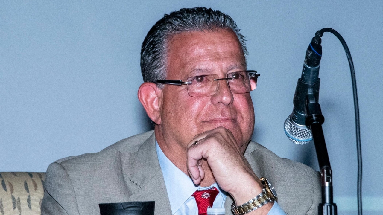 Huntington Town Board member Sal Ferro says he won't seek reelection ...
