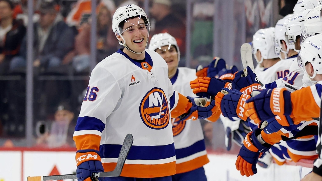 Islanders beat Flyers for sixth straight win as they climb into playoff ...