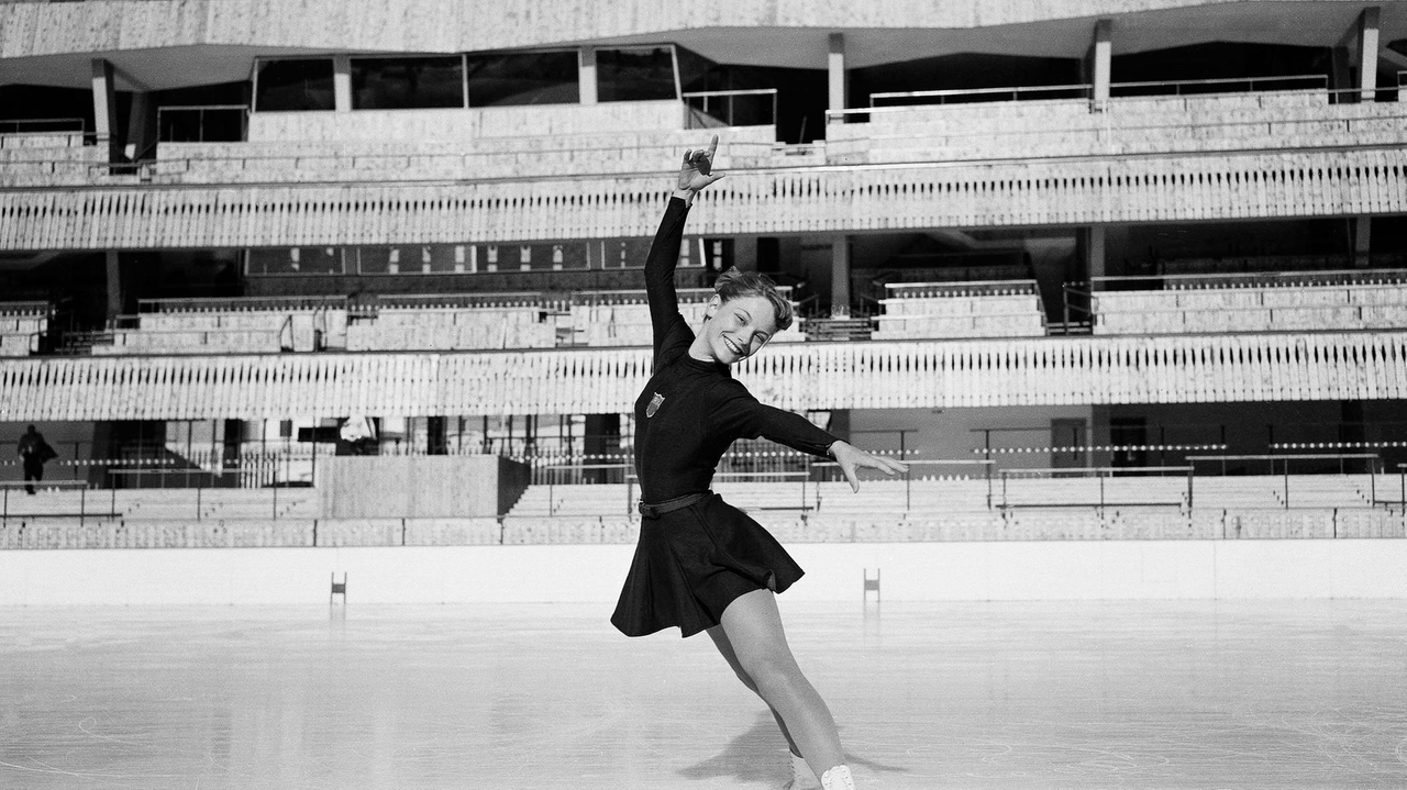 Tenley Albright and Carol Heiss relive their Olympic skating triumph ...