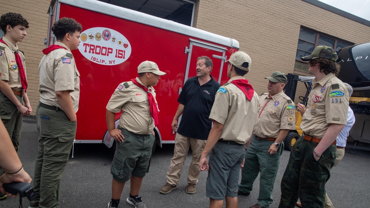 Community rallies to restore Long Island Boy Scouts trailer - Newsday