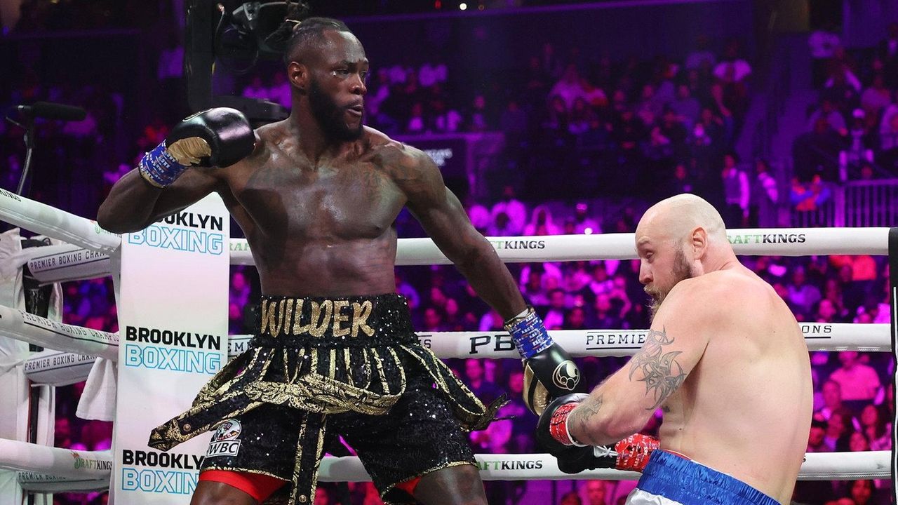 Deontay Wilder KOs Helenius in 1st round - Newsday