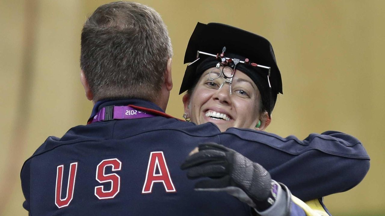 Jamie Lynn Gray wins Olympic rifle gold, sets records - Newsday