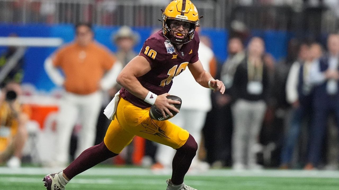 Quarterback Sam Leavitt reaping the benefits of Arizona State's return ...