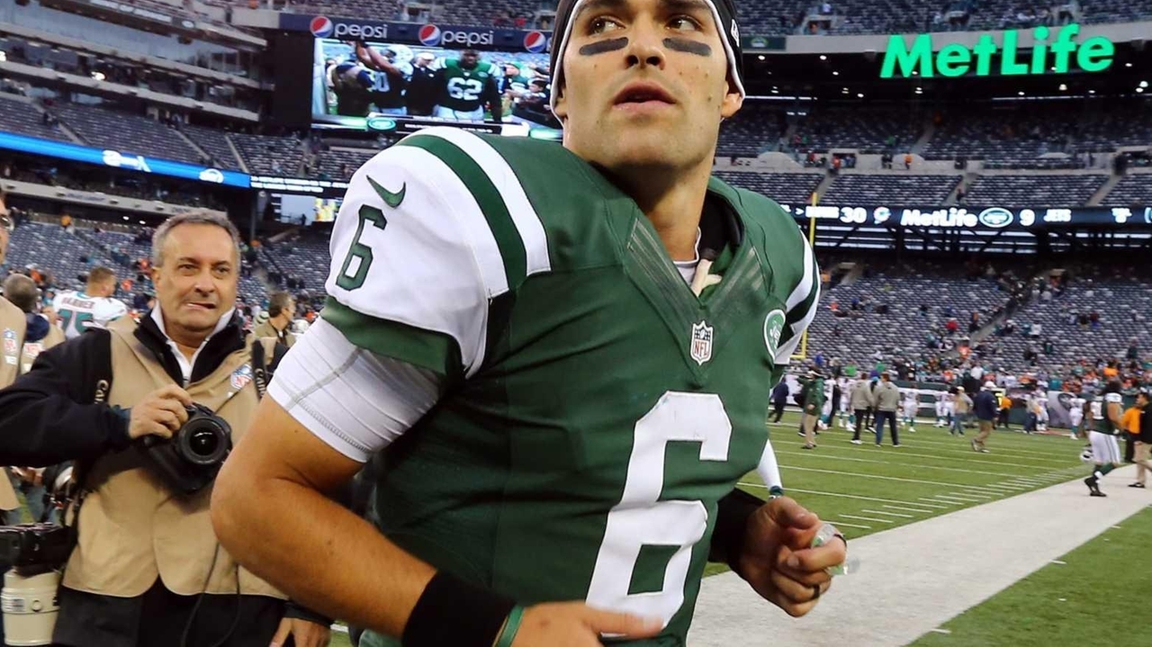 Sanchez lends hand in Sandy relief - Newsday