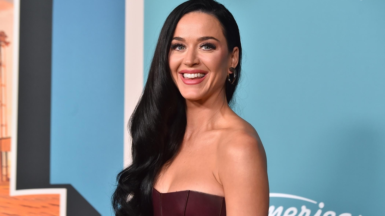 Katy Perry gears up for sci-fi inspired world tour - Newsday