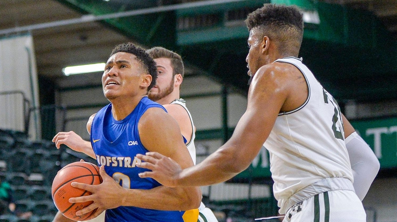 Hofstra breaks press, dominates Manhattan - Newsday