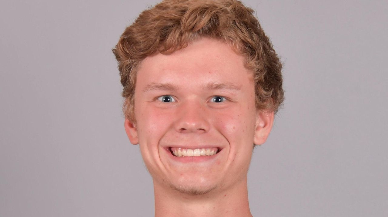 Poplawski hopes to lead the way for Whitman - Newsday