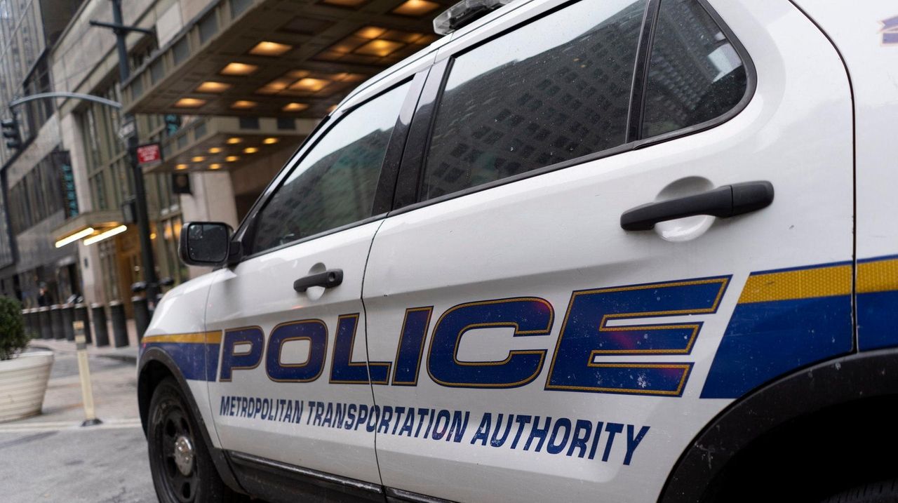 MTA watchdog chides agency's police on lack of transparency regarding ...