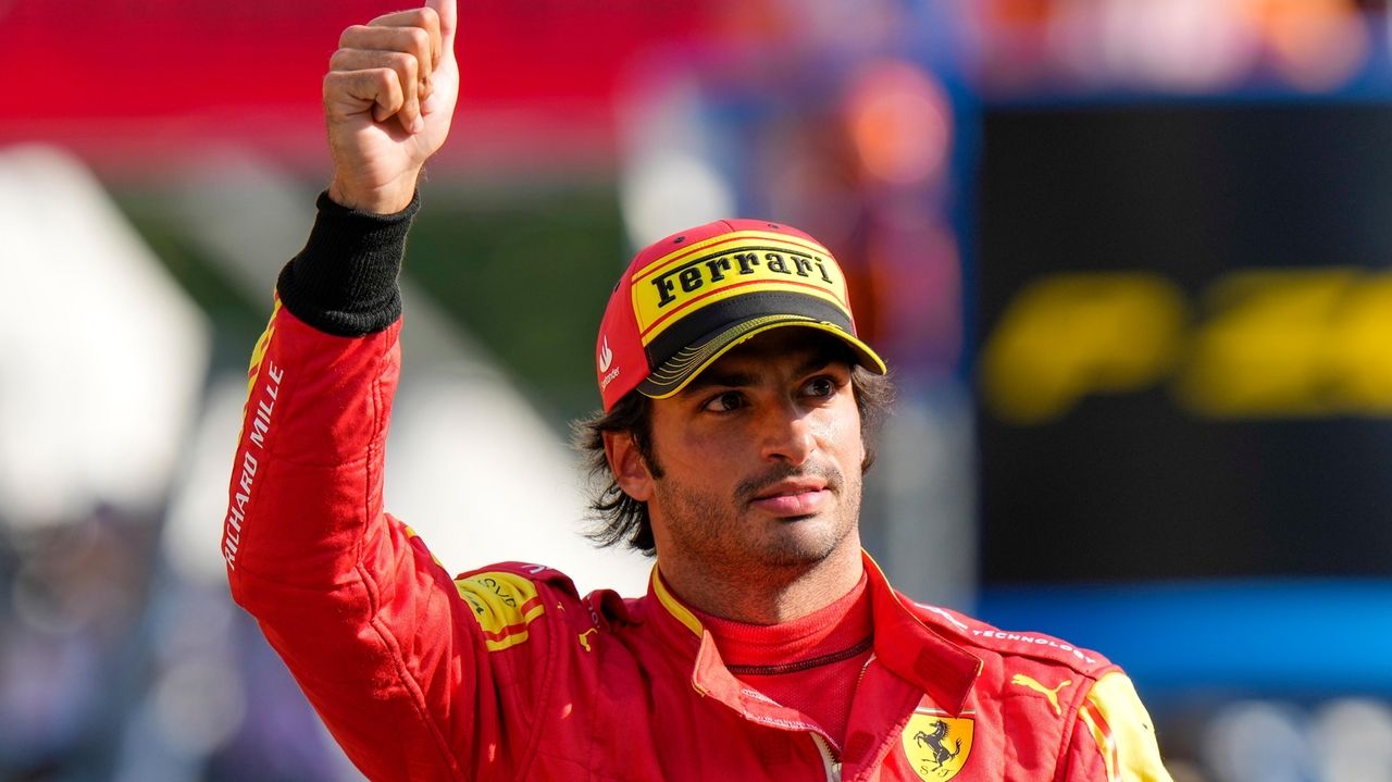 F1 drivers Sainz and Norris team up with soccer stars to back and ...