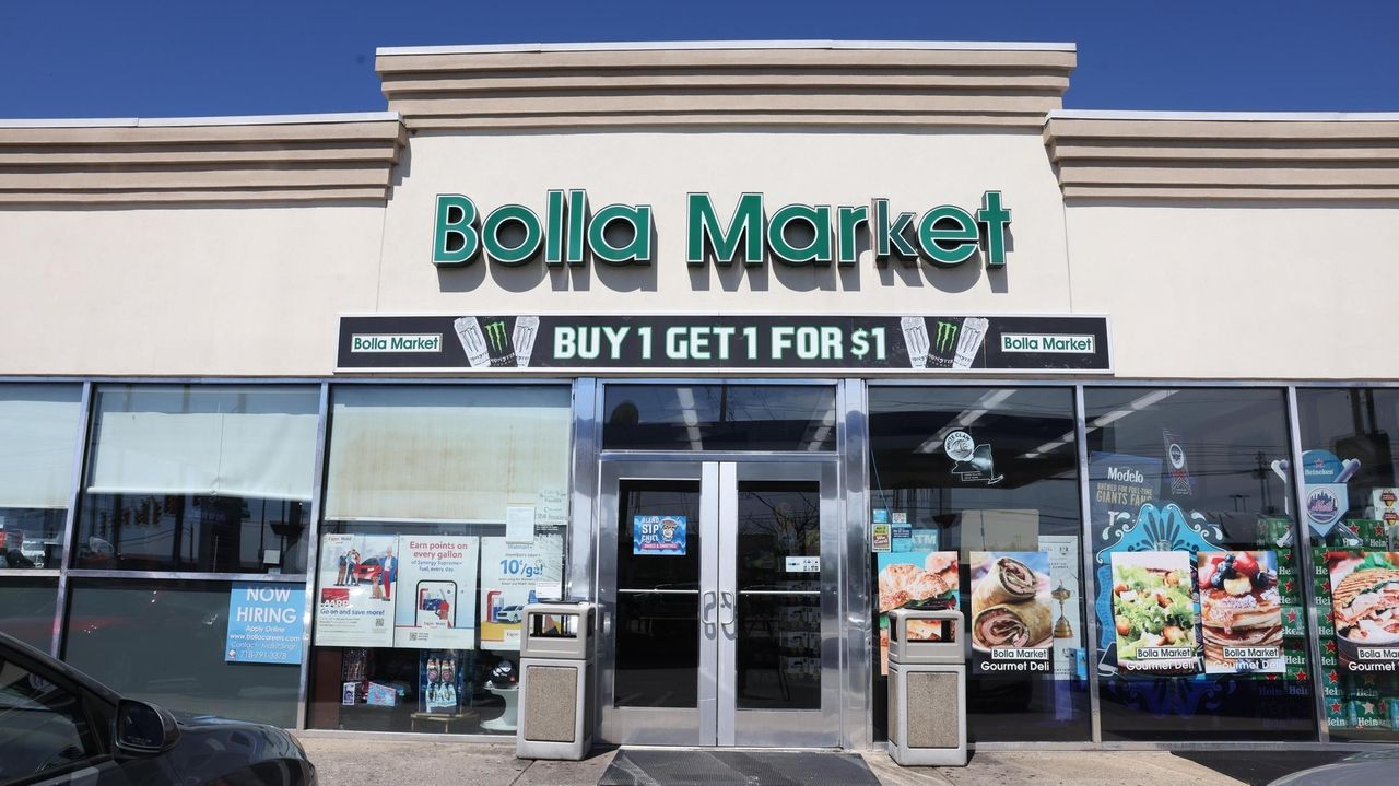 Cooking with gas: Bolla Market's big plans for LI expansion - Newsday