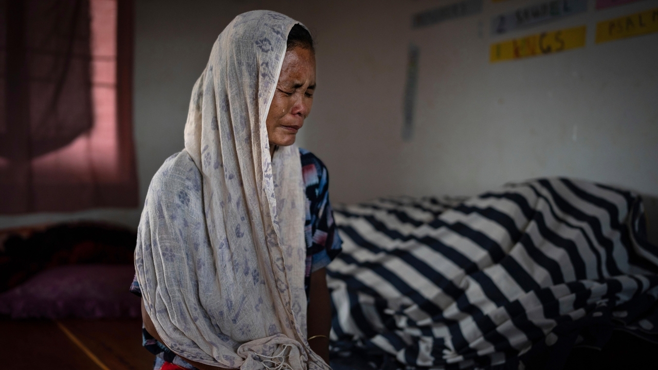 Armed mobs rampage through villages and push remote Indian region to ...