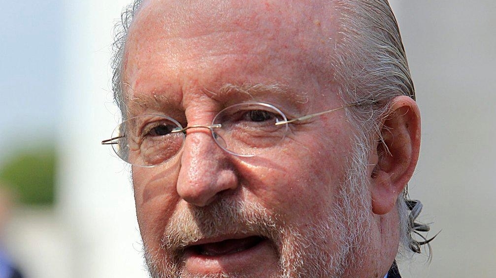 Architect Jay Lockett Sears admits lying about child porn - Newsday