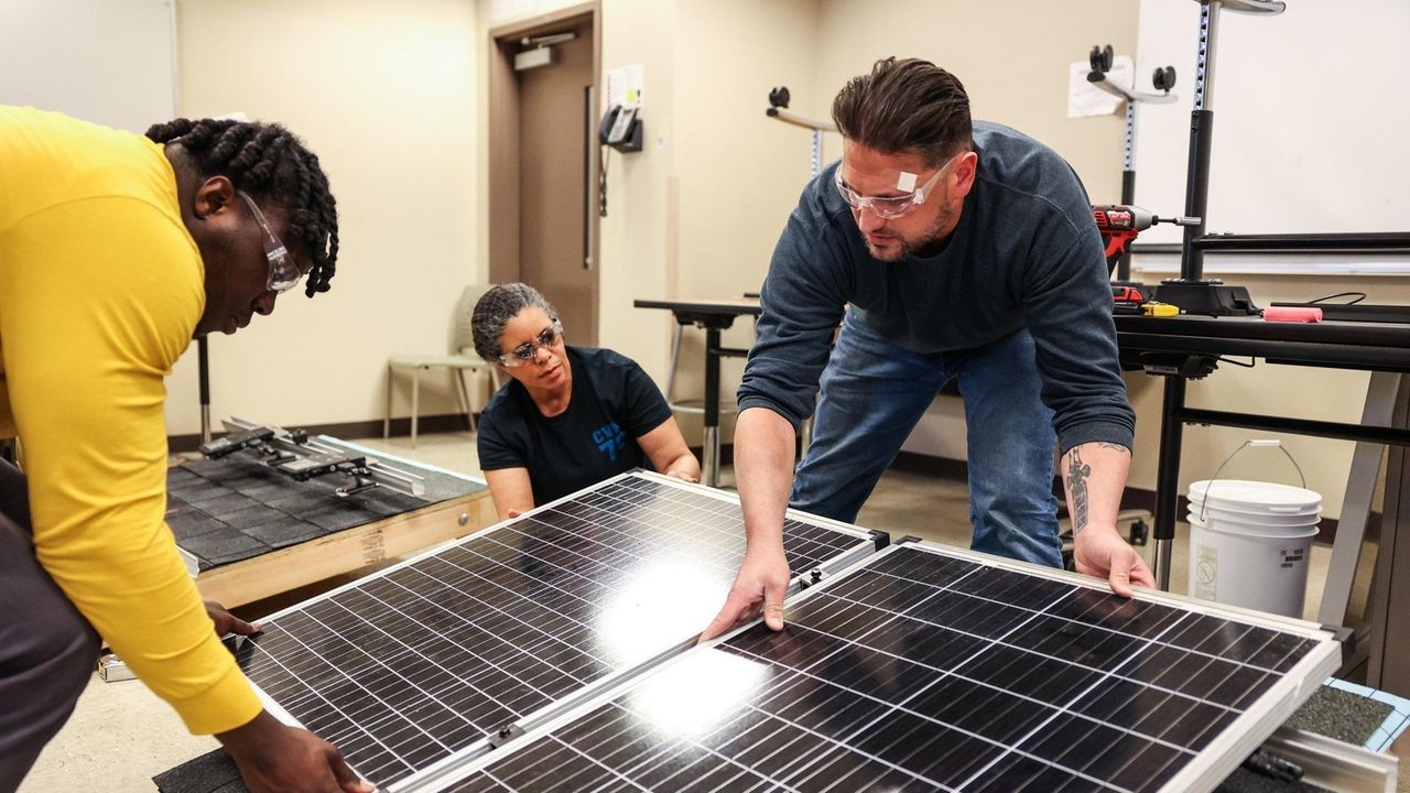 Community colleges see a path forward with workforce training programs ...