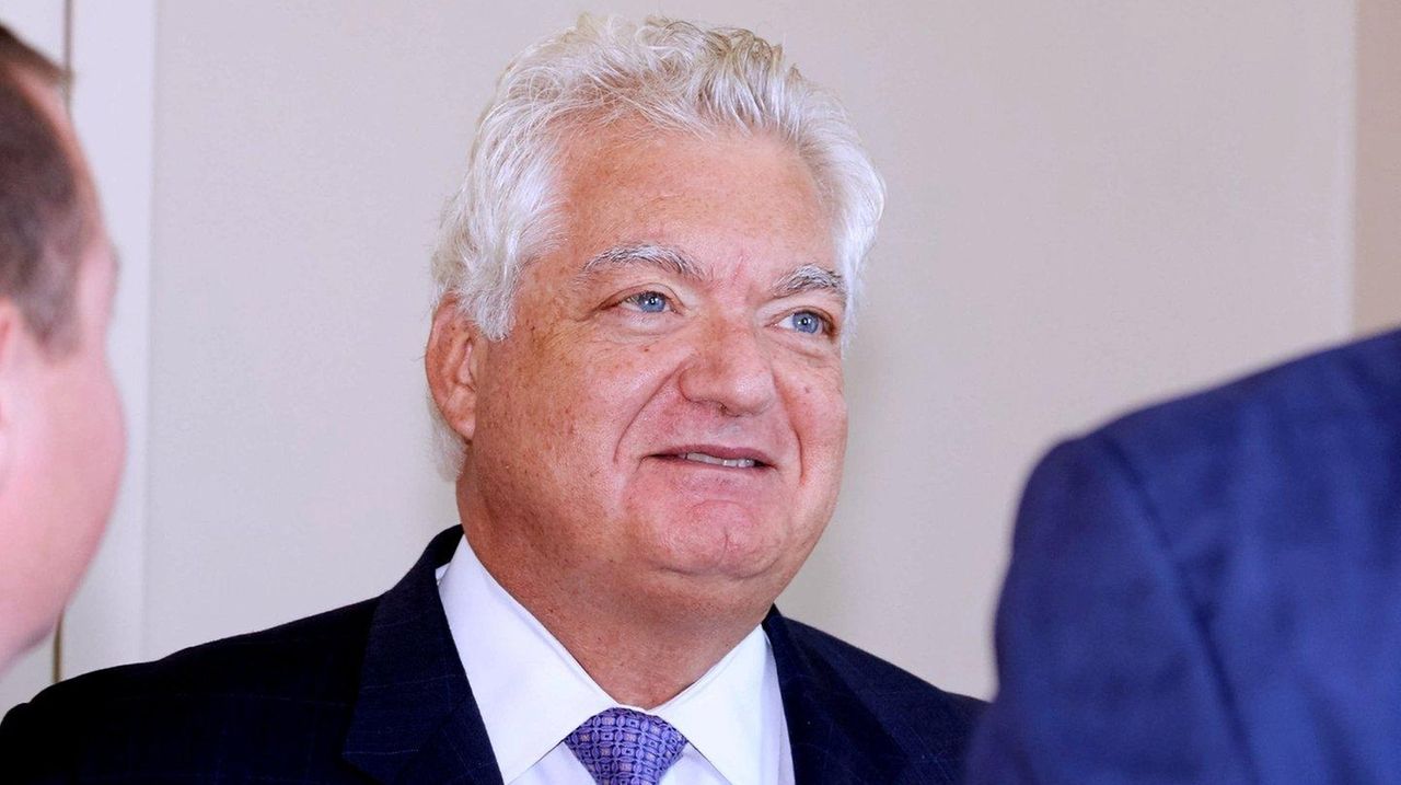 Frank Tinari unwittingly eluded kidnapping by ex-client, he testifies ...