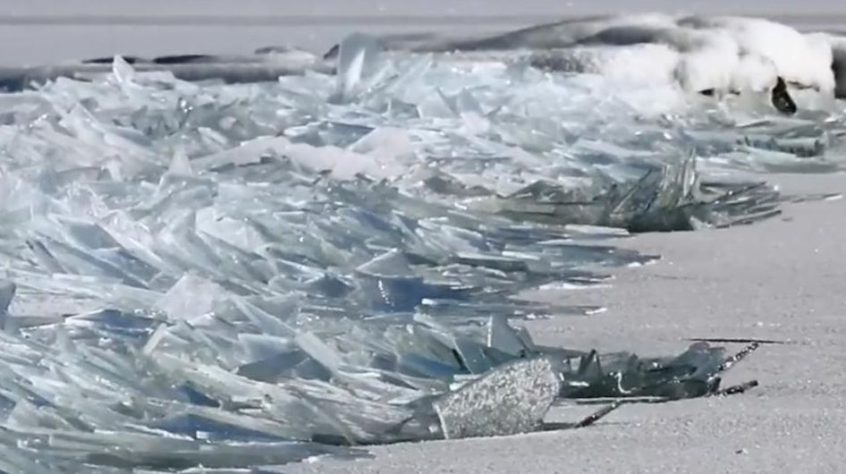 Lake Superior ice stacking shown in video filmed by Dawn M. LaPointe ...