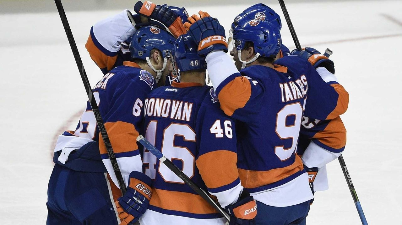 Islanders to play three preseason games at Barclays Center - Newsday