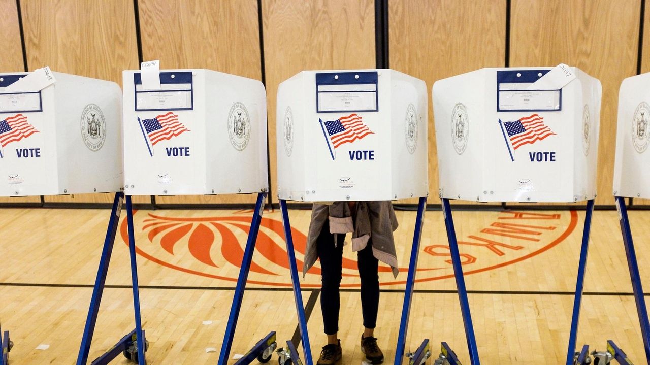 Gov. Hochul signs new election laws that aim to boost voter turnout ...