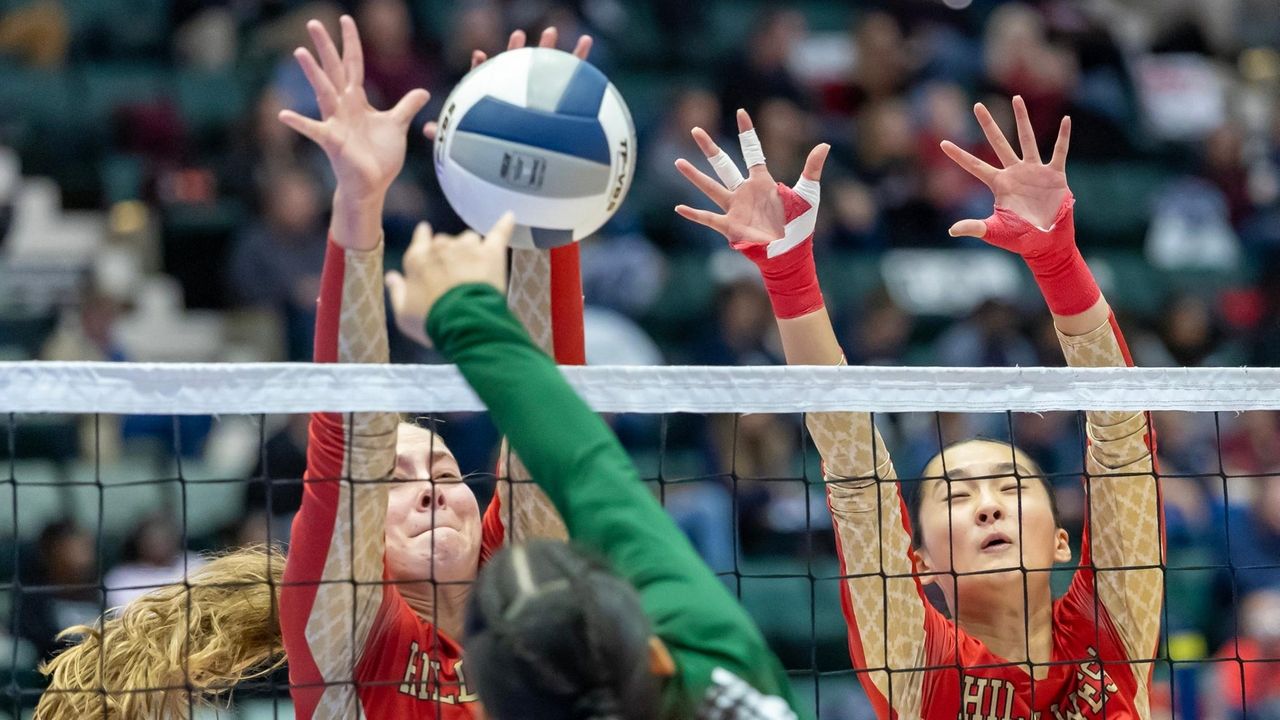 Half Hollow Hills West girls volleyball cruises through pool play to ...