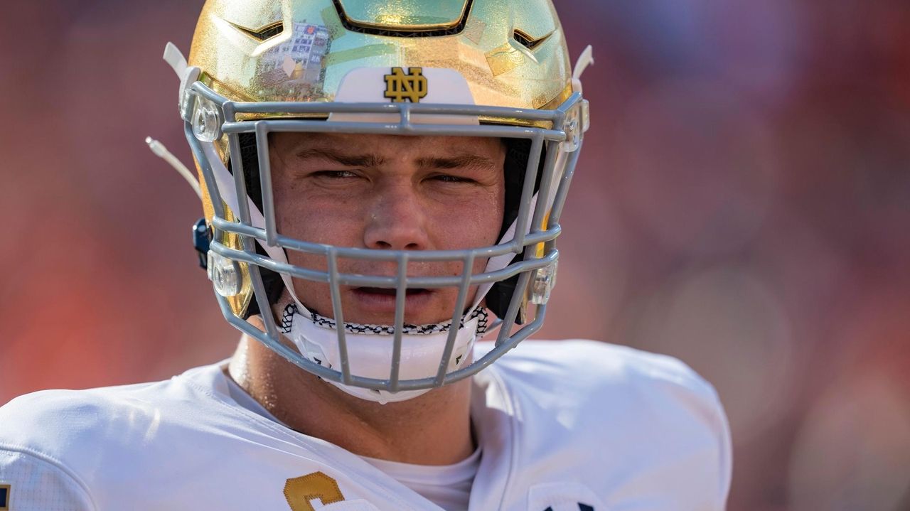 Chargers select Notre Dame offensive tackle Joe Alt with fifth pick in ...