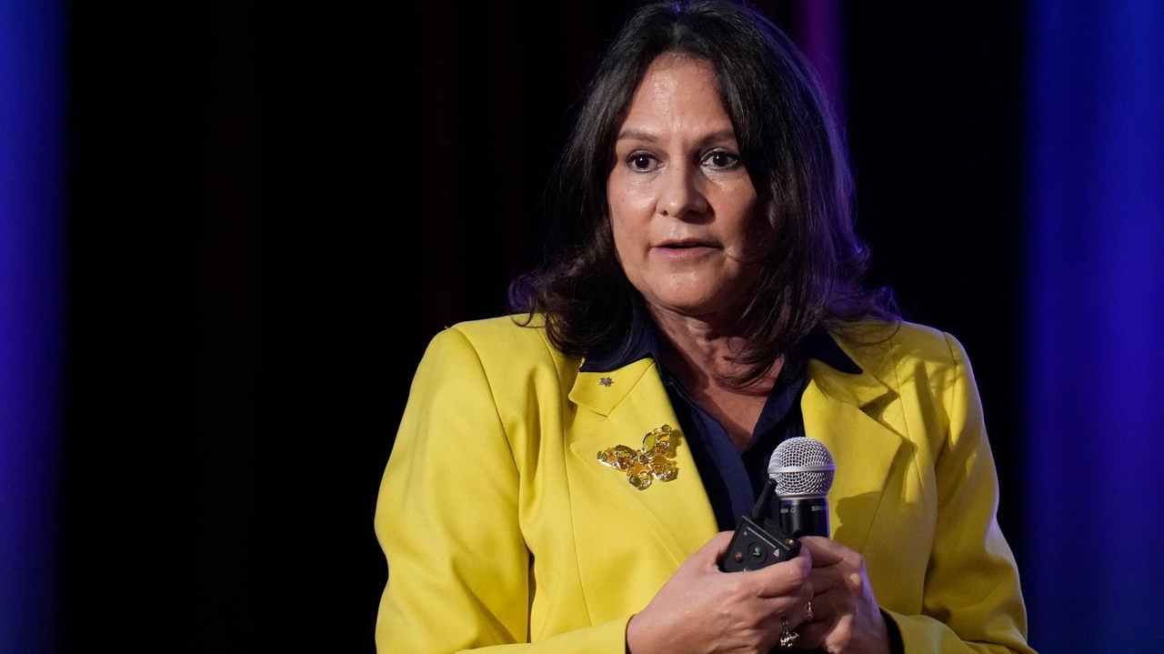 A veteran Panama Canal engineer becomes first woman to lead the ...