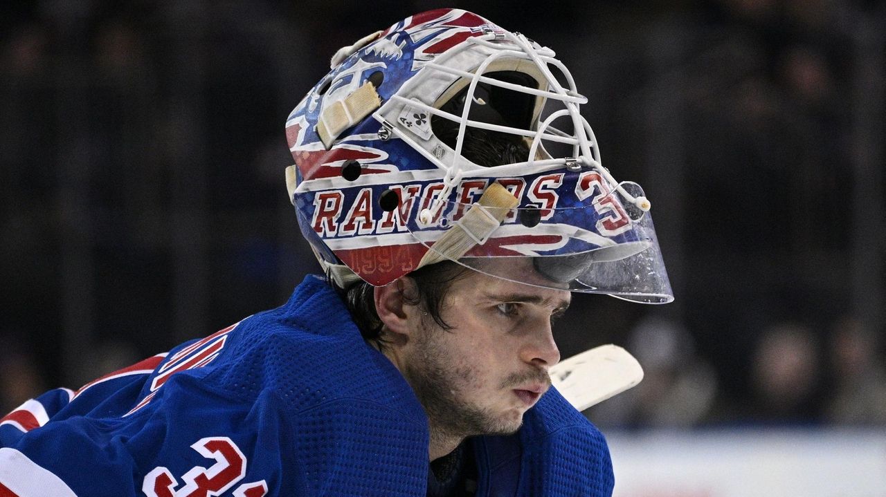 Rangers' Quick starts in goal with Shesterkin struggling - Newsday