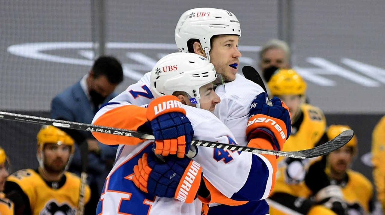 Jean-Gabriel Pageau provides spark for Islanders with goal and two ...