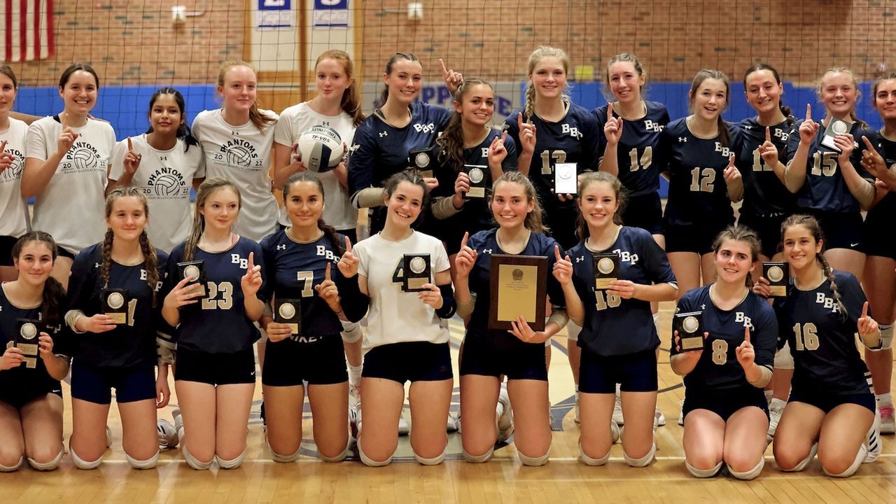 Suffolk Class B girls volleyball final: Bayport-Blue Point vs. Hampton ...