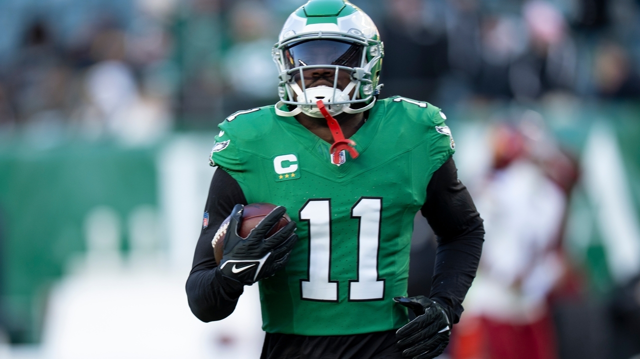 Eagles trade receiver A.J. Brown to the Patriots, setting up reunion ...