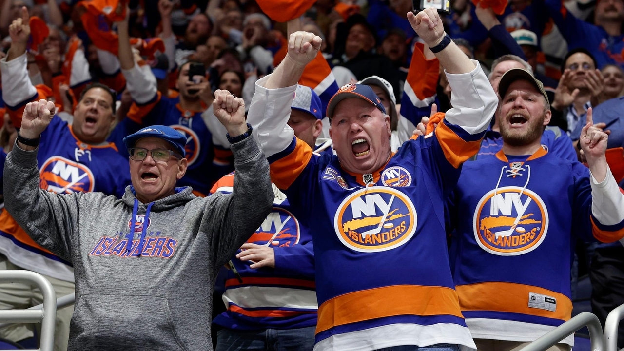 Islanders' head of business ops: We've got to grow this fan base - Newsday