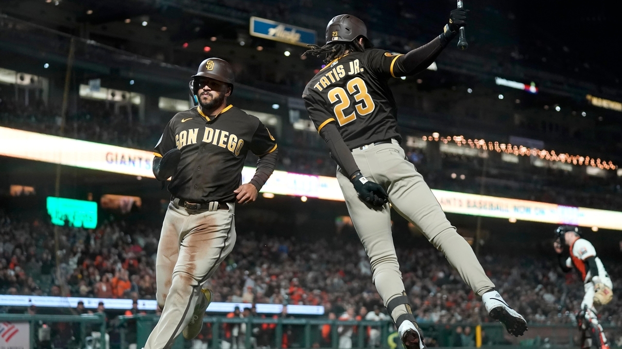 Padres keep playoff hopes alive, beat Giants 5-2 in 10th for first ...