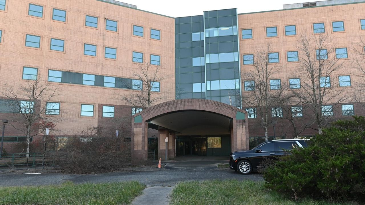 Suffolk pays $6 million for former county nursing home; plans jail for ...