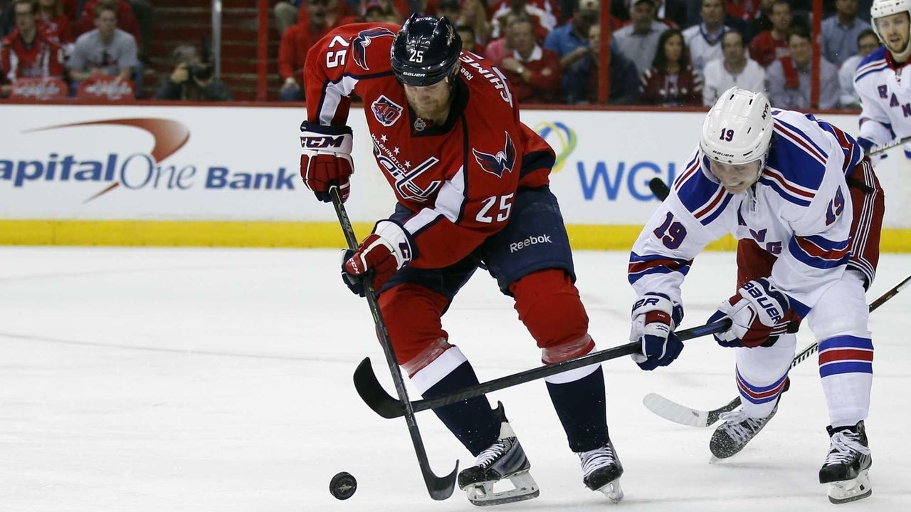 Jesper Fast is quickly becoming a top-line player - Newsday