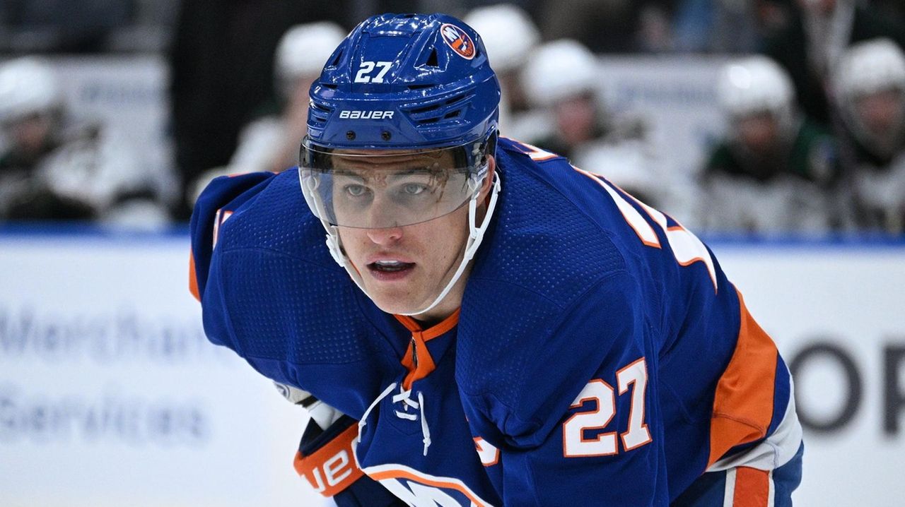 Islanders' Anders Lee reaches 700th game and has more goals in mind ...