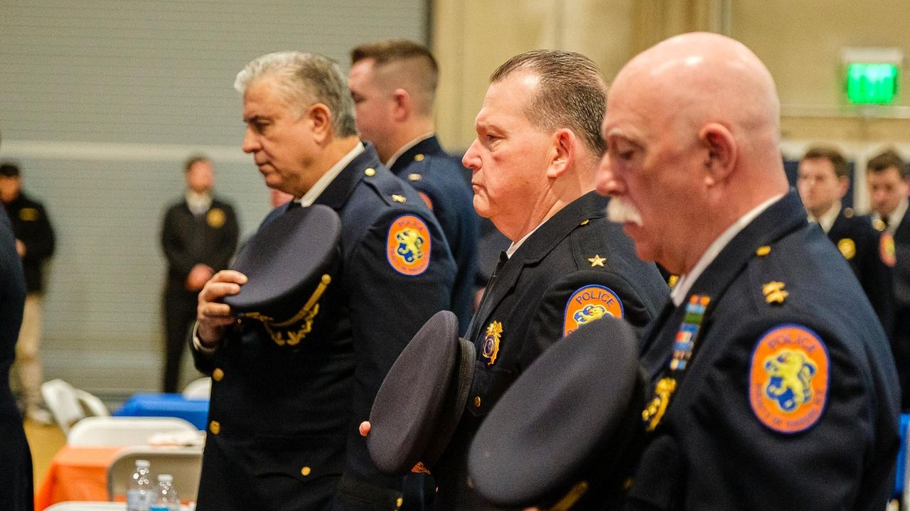 Streets renamed to honor 50 Nassau police officers who have died in ...