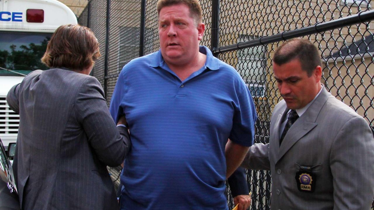 'Missing swimmer' Raymond Roth posts bail after arrest - Newsday