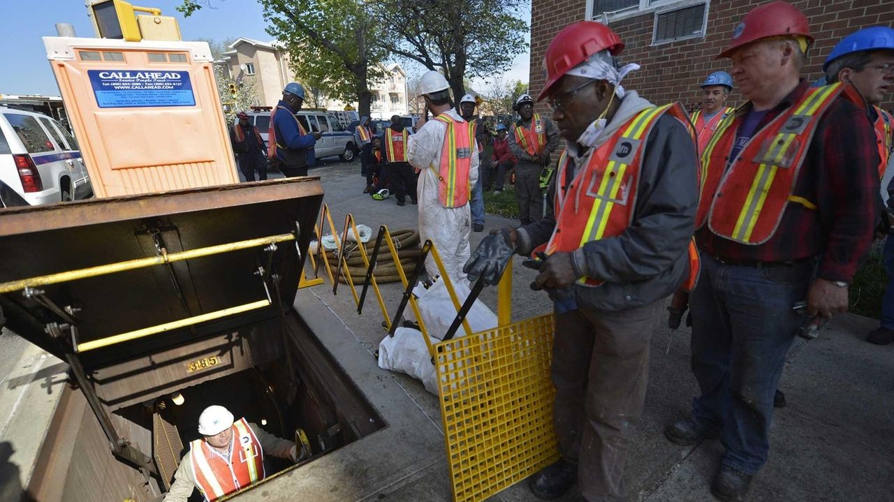 MTA: Rail at derailment site was almost new - Newsday