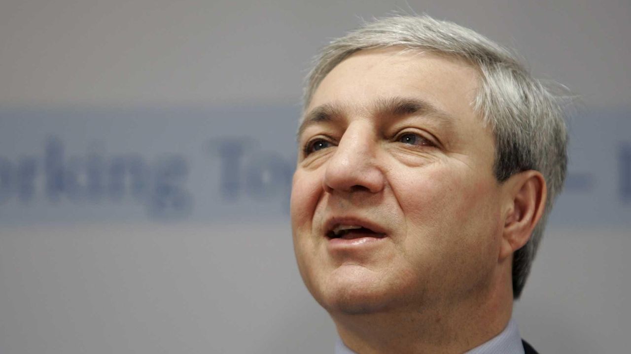 Penn State president Graham Spanier says he was abused as a child - Newsday