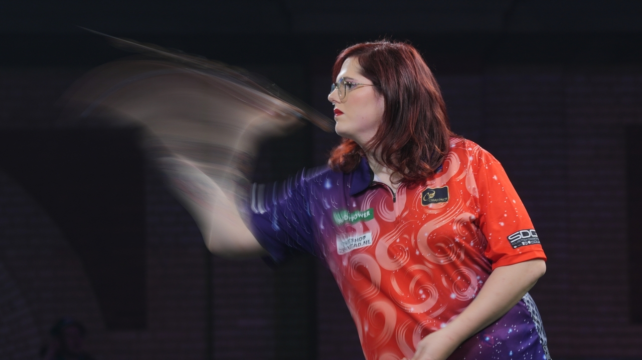Transgender darts pro says she 'just got retired' by governing body's ...