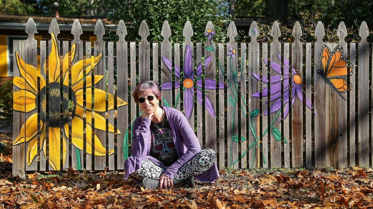 LI artist transforms pandemic sadness into smiles - Newsday