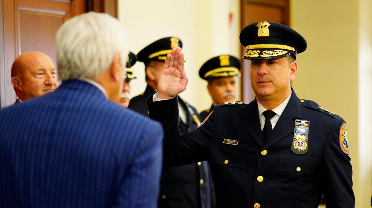 Chris Ferro sworn in as new chief of detectives in Nassau - Newsday