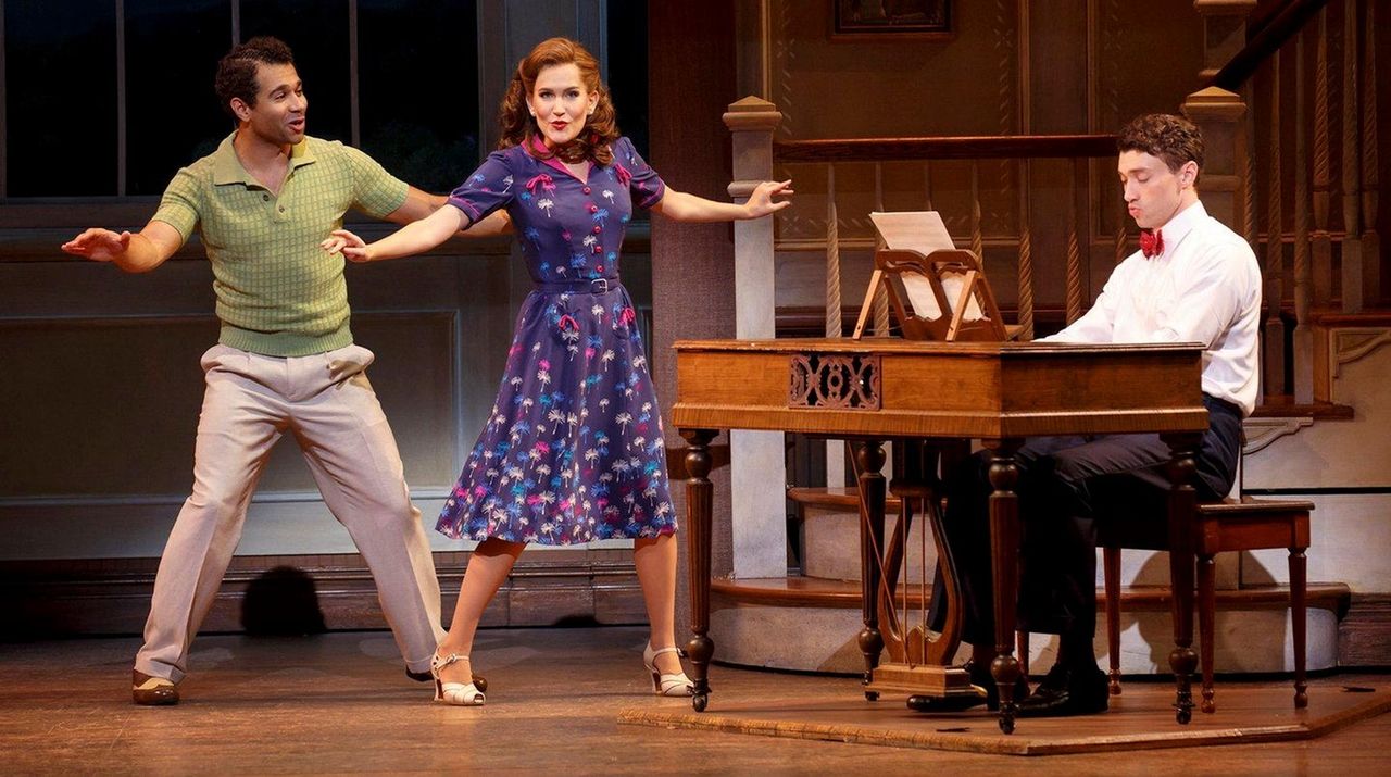 ‘Holiday Inn’ is comforting with strong cast - Newsday