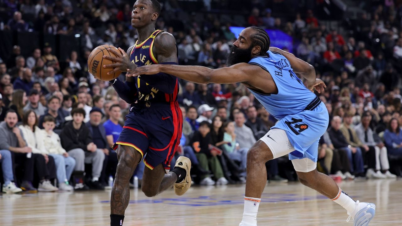 Clippers hang on to beat slumping Curry-less Warriors 102-92 with 6 ...